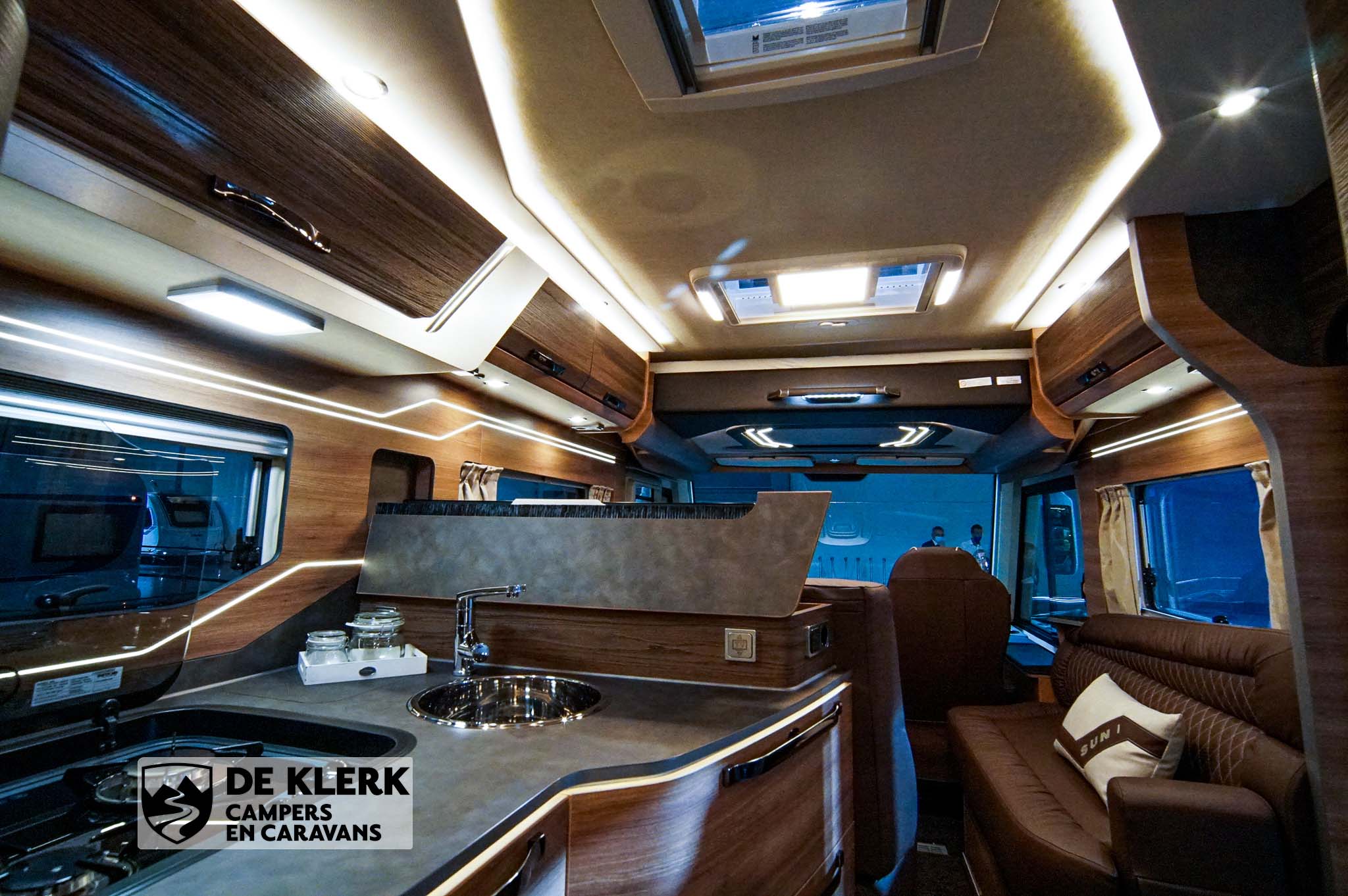 Knaus Sun i 900 Leg totaalzicht