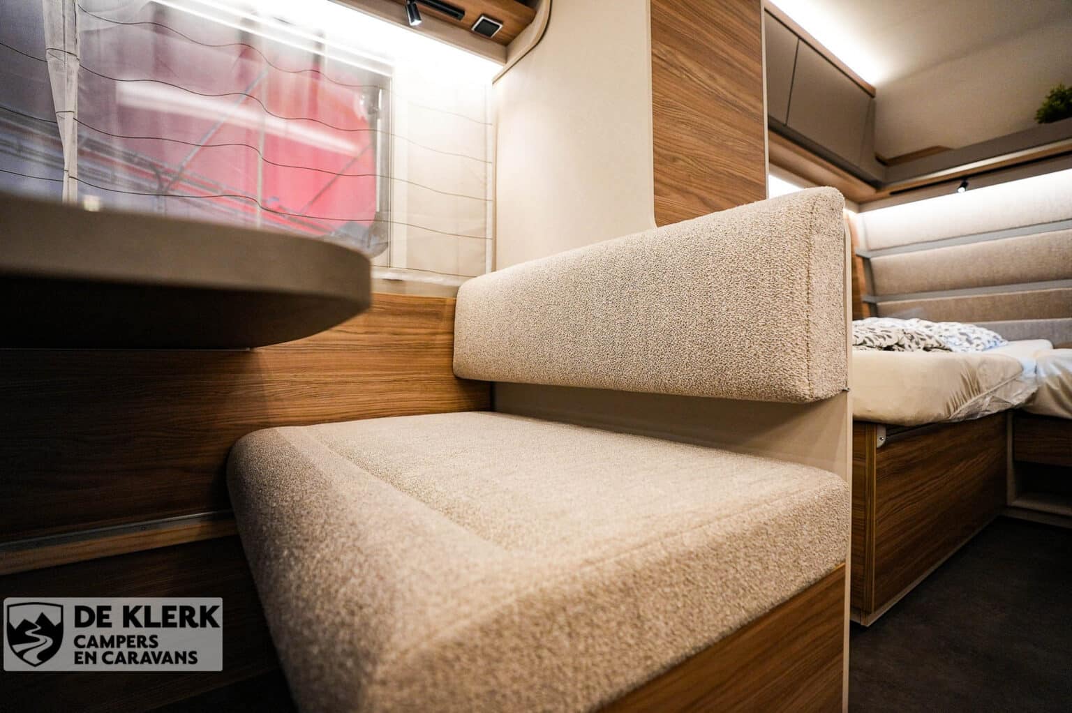 Voorzien van Grote rondzit